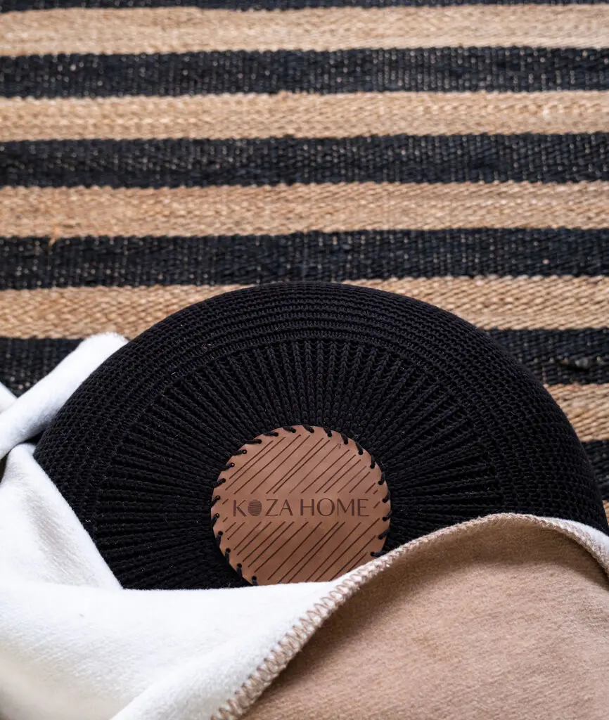 Aberto Design Tabure Fluffy, 40x40x45cm, Crni