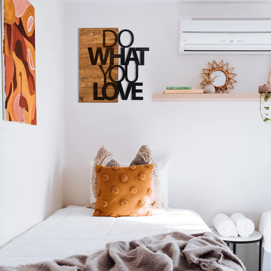 Wallity Zidna dekoracija Do What You Love, 54 x 58 cm, Crna