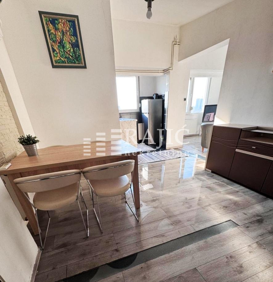 Centar, Kraljice Natalije, 3.0, 57m2 #4377 220.000 €