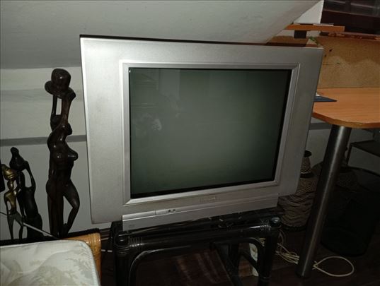 TV Philips 51 sa daljinskim