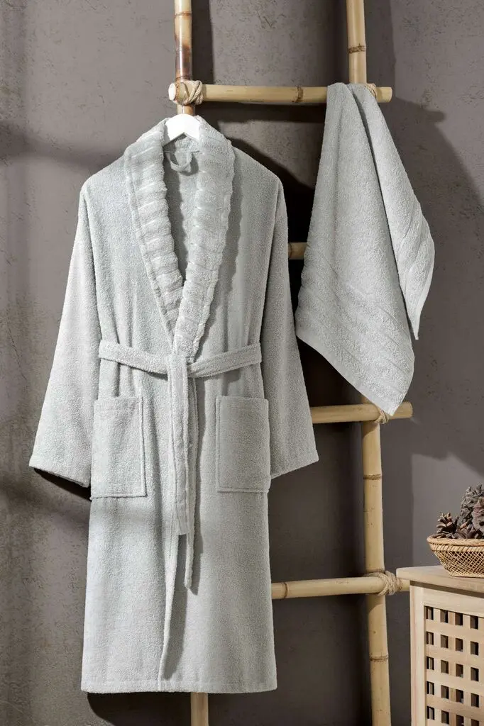 L'essentiel Maison Set bademantil Carla sa peškirom, Svetlosivi