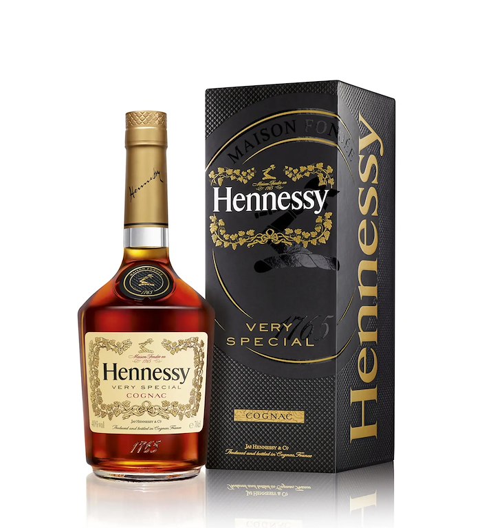 HENNESSI V.S konjak sa kutiјom 0.7L (40% Alc)