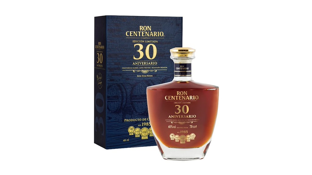 CENTENARIO Rum 30yo Limitada 0.7l