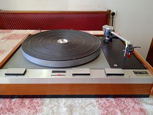 Gramofon Thorens TD 125
