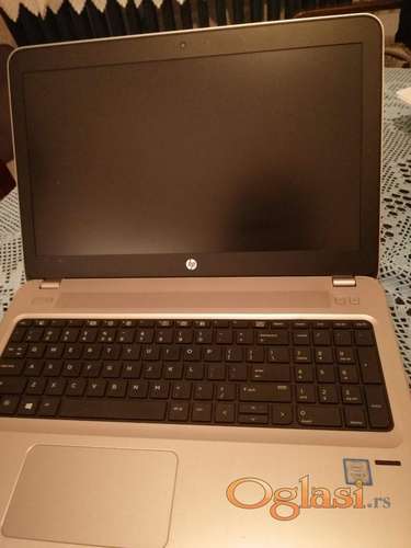 NA PRODAJU: HP ProBook 450 G4 – Kao nov, munjevito brz i savršen za posao i fakultet!
