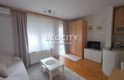 Novi Sad, Centar, Vuka Karadžića, 0.5, 25m2, 300EUR