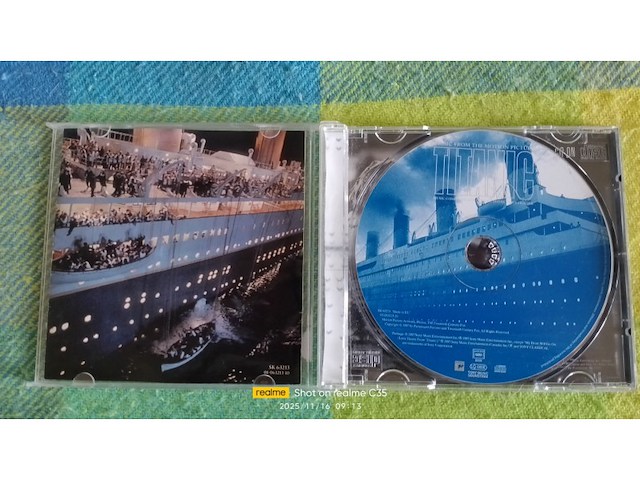 MUSIC FROM THE MOTION PICTURE TITANIC