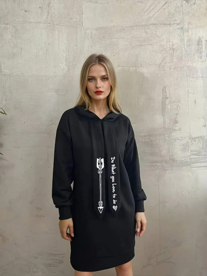 Crna duks haljina sa kapuljačom