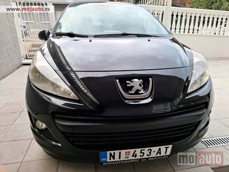 Peugeot 207 1.4 8V