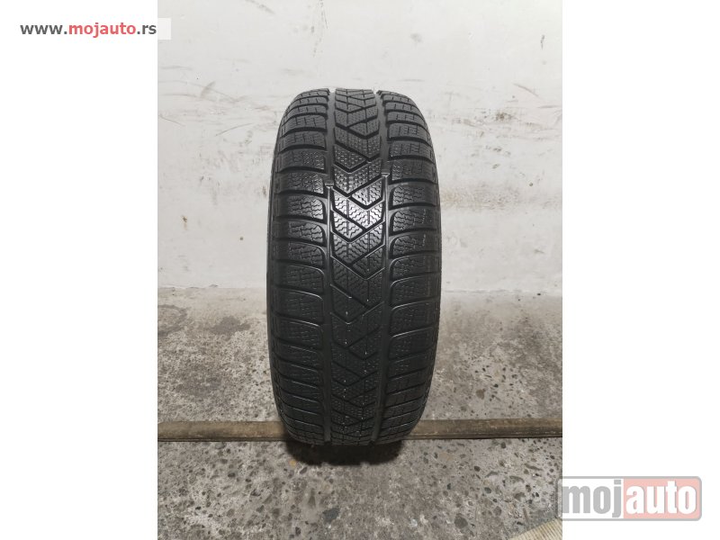 3318. Guma PIRELLI 16-ica, ZIMSKA 215/55, Šara 7.1 mm