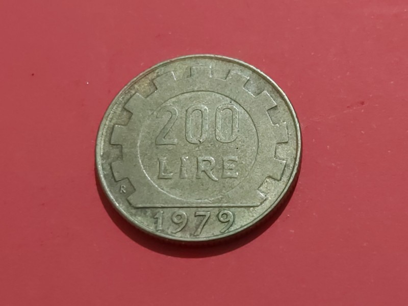 Italija - 200 lira 1979 god