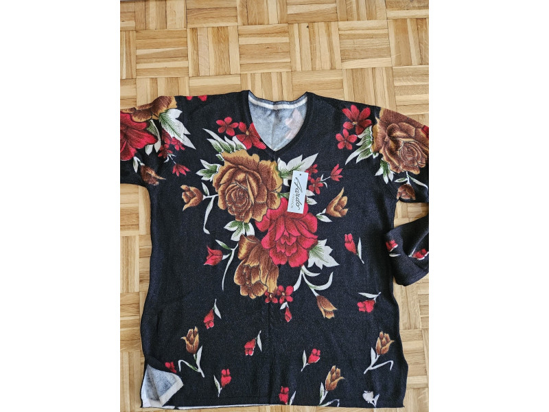 NOVA BLUZA vel XXL