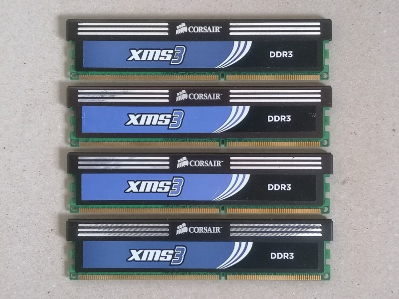 Memorija DDR3 Corsair 4×2GB, 1333MHz