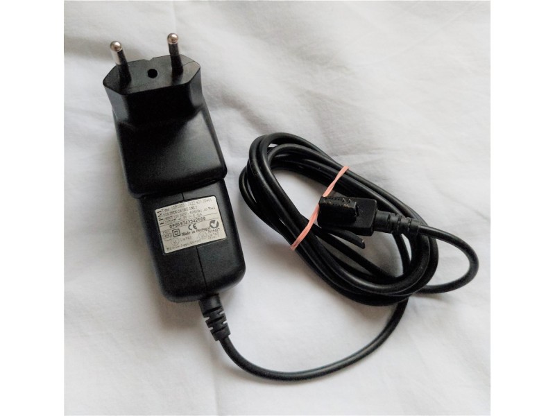Punjač adapter 6.5V 0.64A sa cudnim dzekom