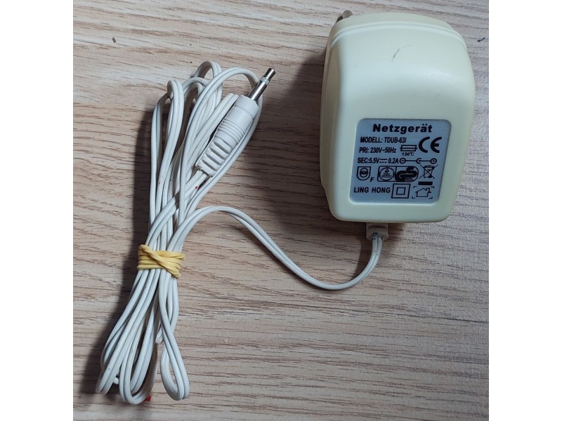 Netzteil punjac adapter 5.5V 200mA