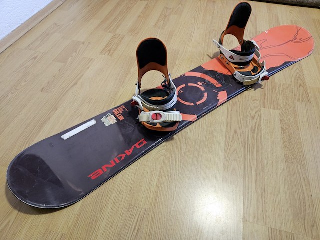 SnowBoard Nitro Damage Series 144 144cm Board