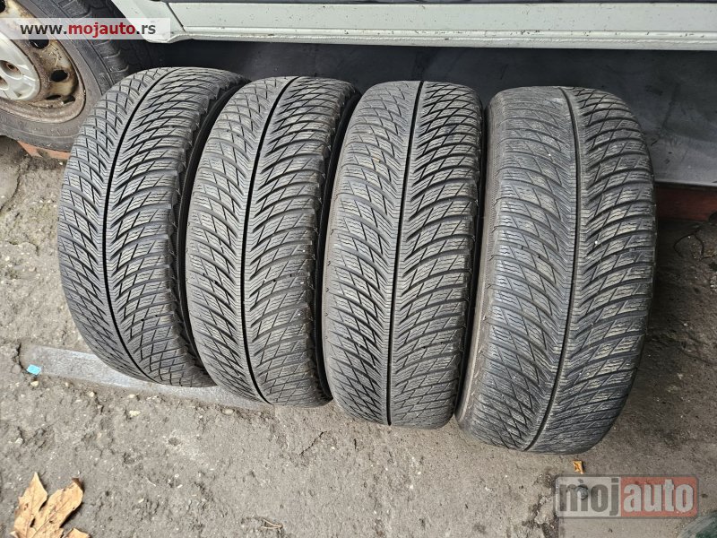 205-55-17 Michelin kao nove odlicne M+S