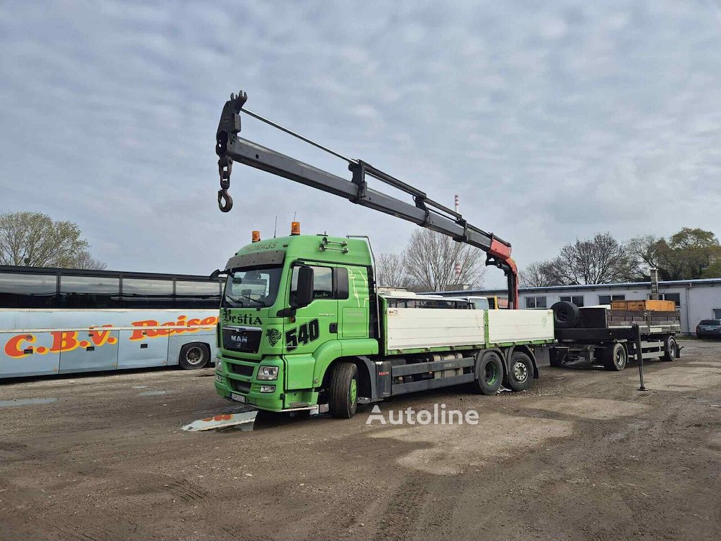 MAN TGX 26 kamion s ravnom platformom