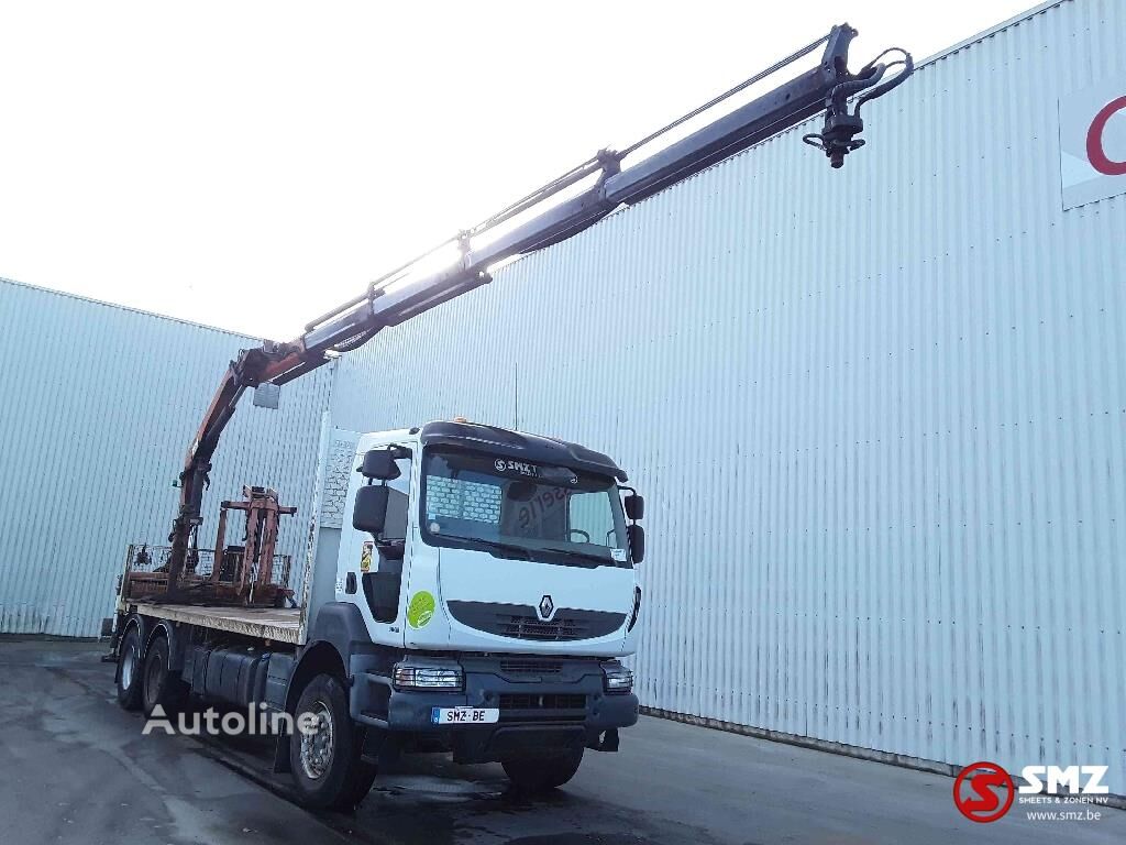 Renault Kerax 380 kamion s ravnom platformom