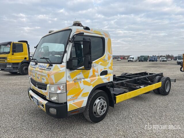 Prodaje se Mitsubishi Fuso Canter 7C18 kamion šasija na aukciji