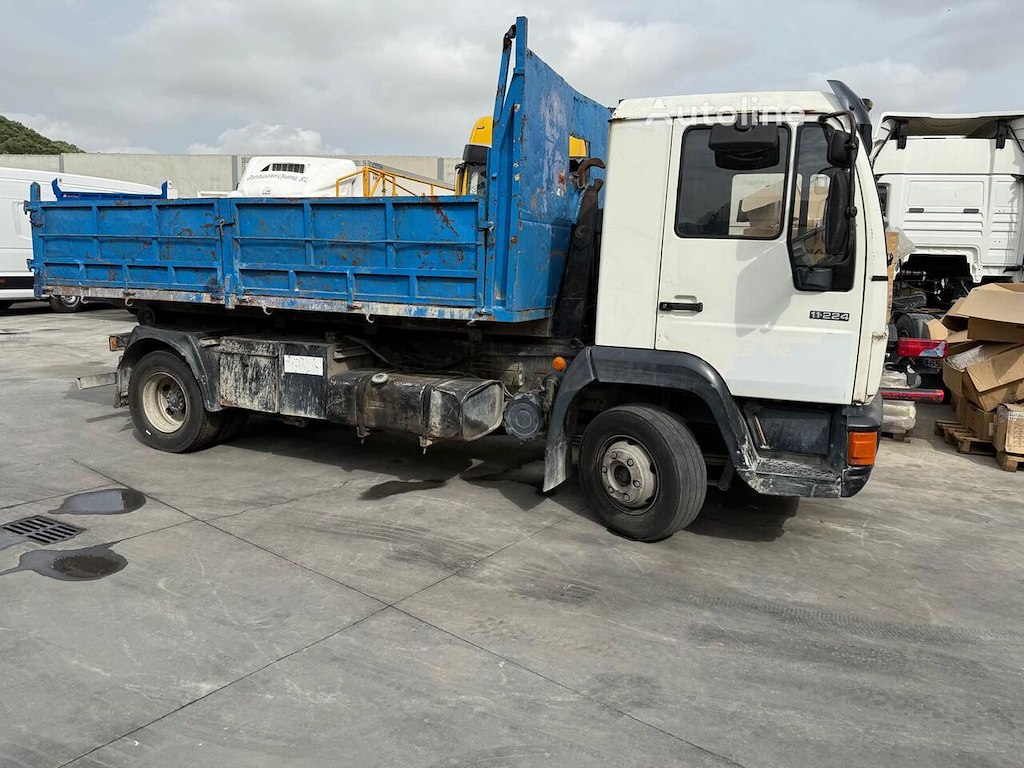 MAN 11.224 kamion rol kiper