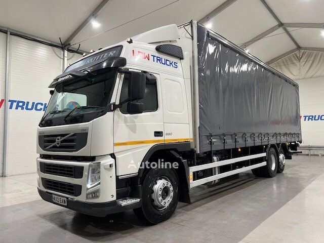 Volvo FM 330 6x2 Rear Lift Sleeper Cab Curtainsider kamion sa klizna zavesa cerada