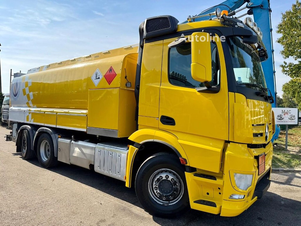 Mercedes-Benz ANTOS 2632 6x2 FUEL TANKER 16.000L - 4 COMP - DIESEL / PETROL - autocisterna