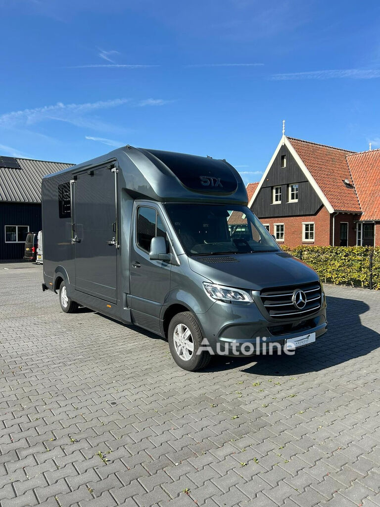 Novi Mercedes-Benz Sprinter kamion za prevoz stoke