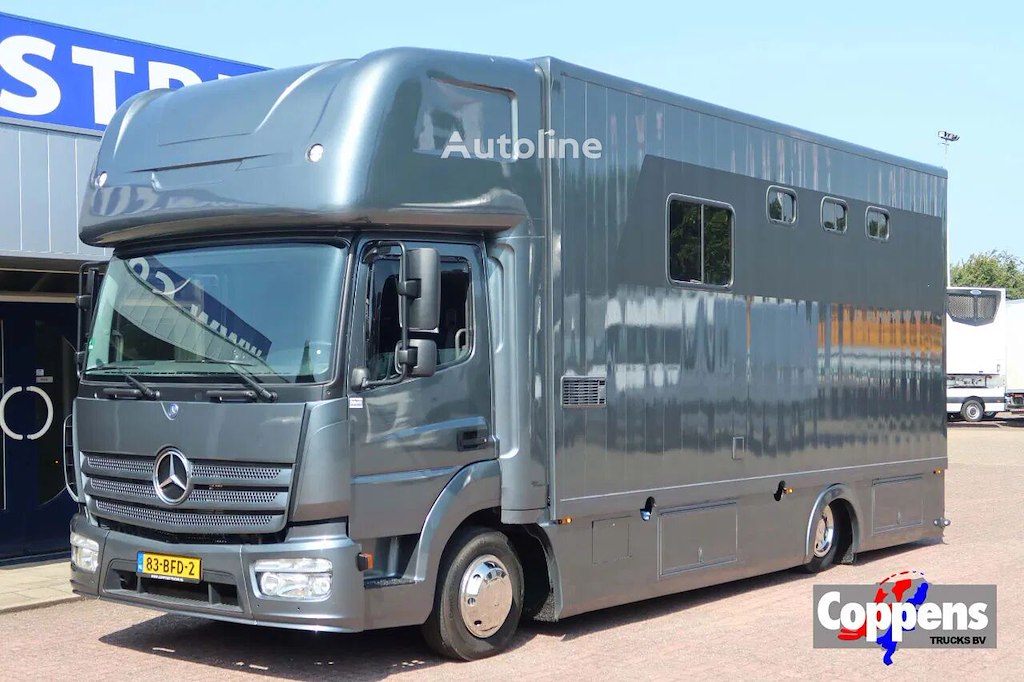 Mercedes-Benz Atego 816 L 3 Paarden/4 Ponies Nieuwe APK + nieuwe accu. kamion za prevoz konja
