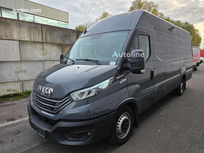 Prodaje se IVECO 35S18 minibus furgon na aukciji