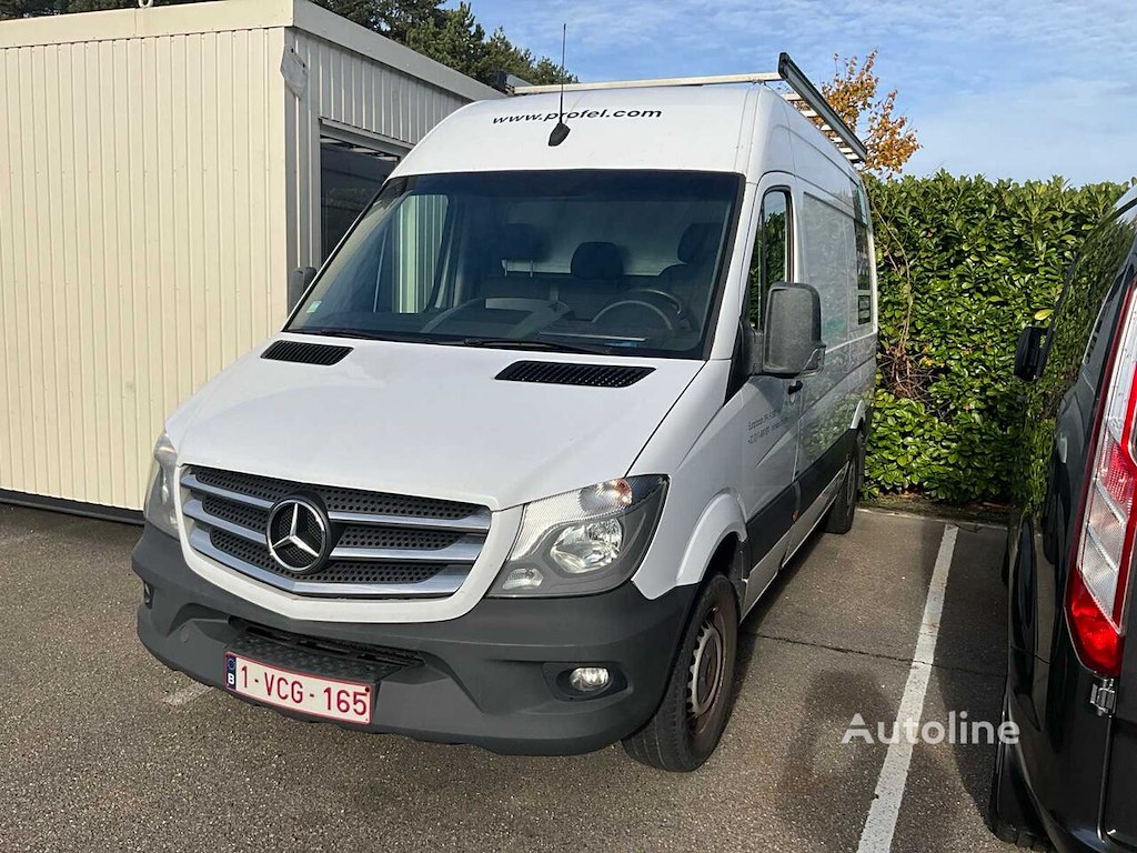 Prodaje se Mercedes-Benz Sprinter minibus furgon na aukciji