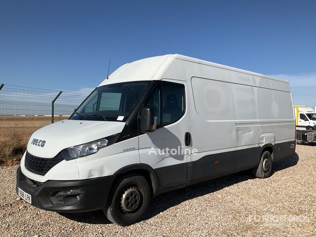 Prodaje se IVECO Daily 35S18 minibus furgon na aukciji