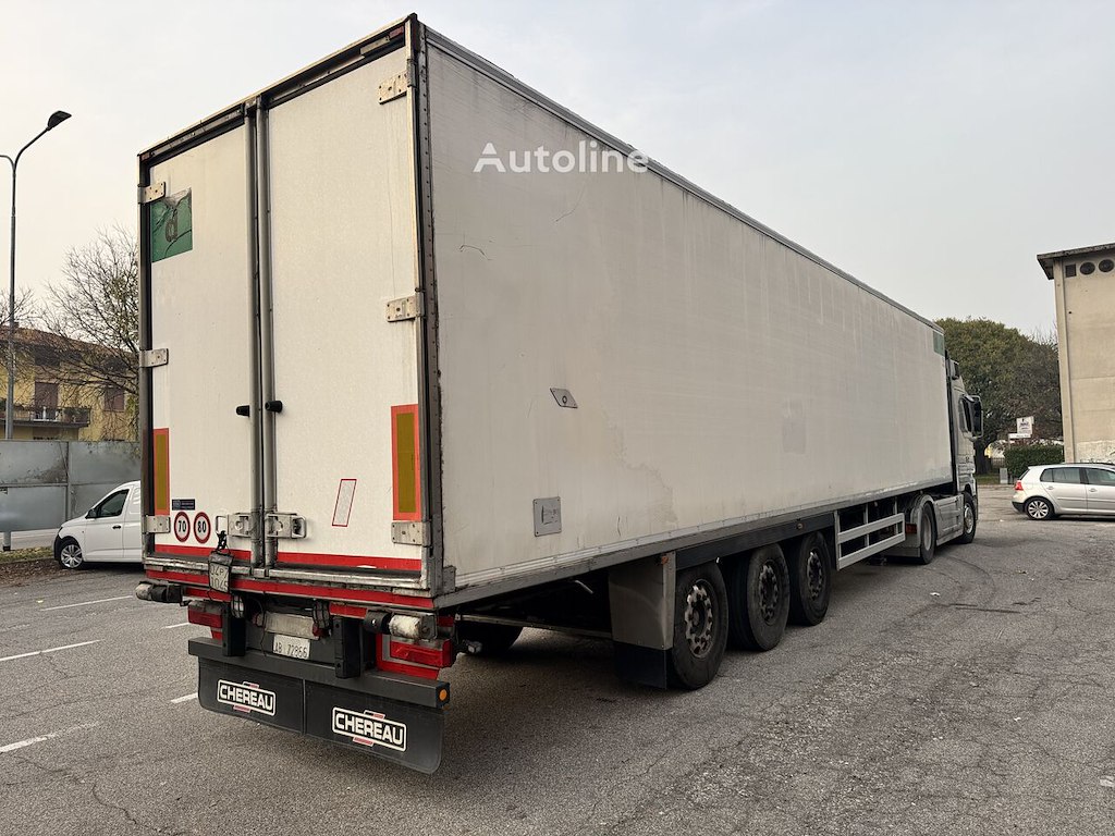 Chereau poluprikolica hladnjača