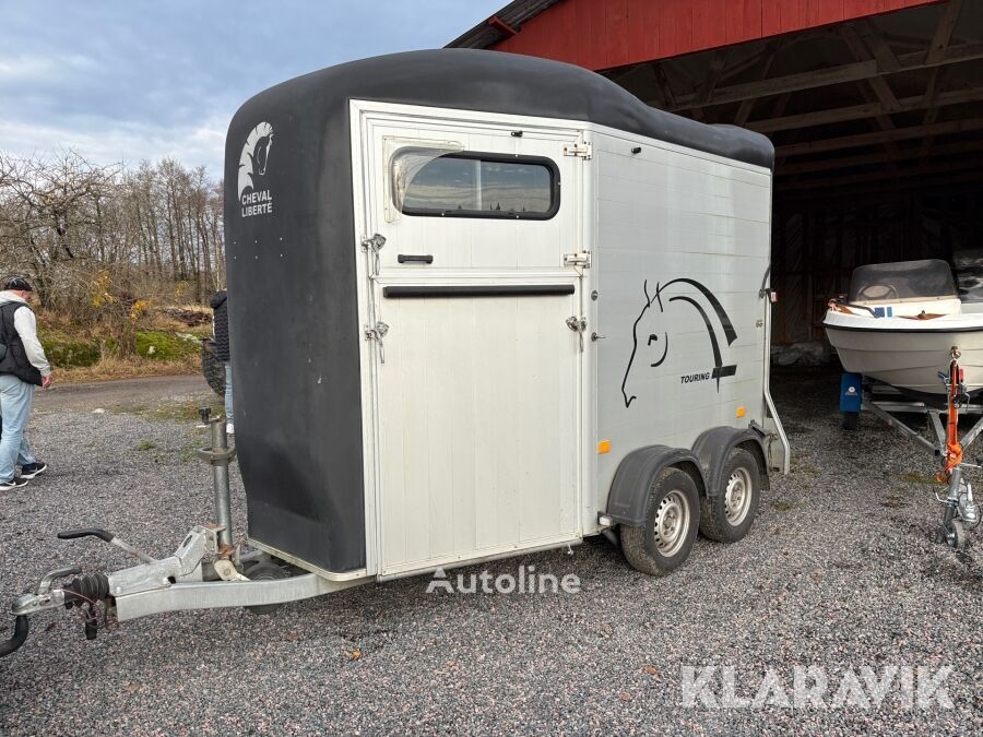 Prodaje se Cheval Liberté Hästtransportsläp Cheval Liberté prikolicu za prevoz konja na aukciji
