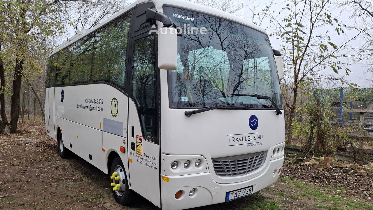 Isuzu Torquoise turistički autobus