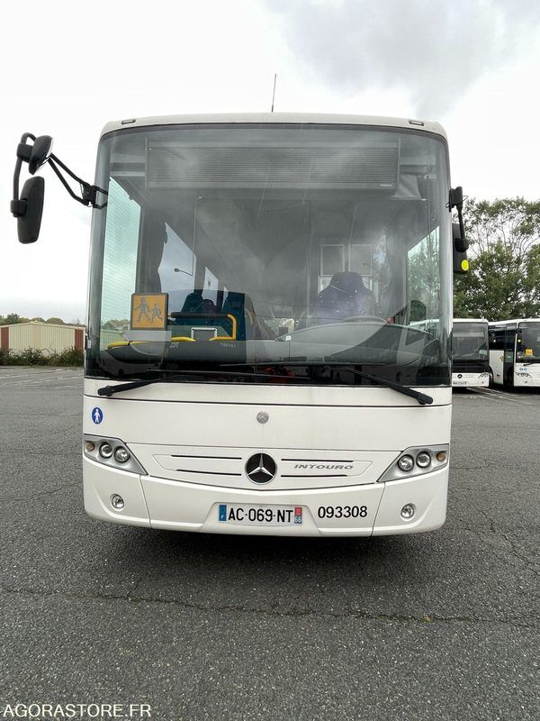 Prodaje se Mercedes-Benz INTOURO M 12,98m prigradski autobus na aukciji