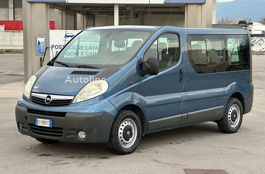 Opel Vivaro 2.0 putnički minibus