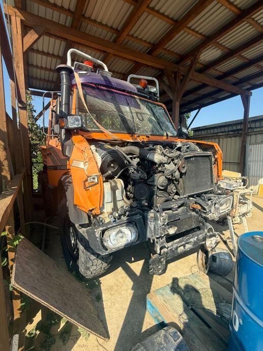 Mercedes-Benz Unimog 1700 univerzalna komunalna mašina