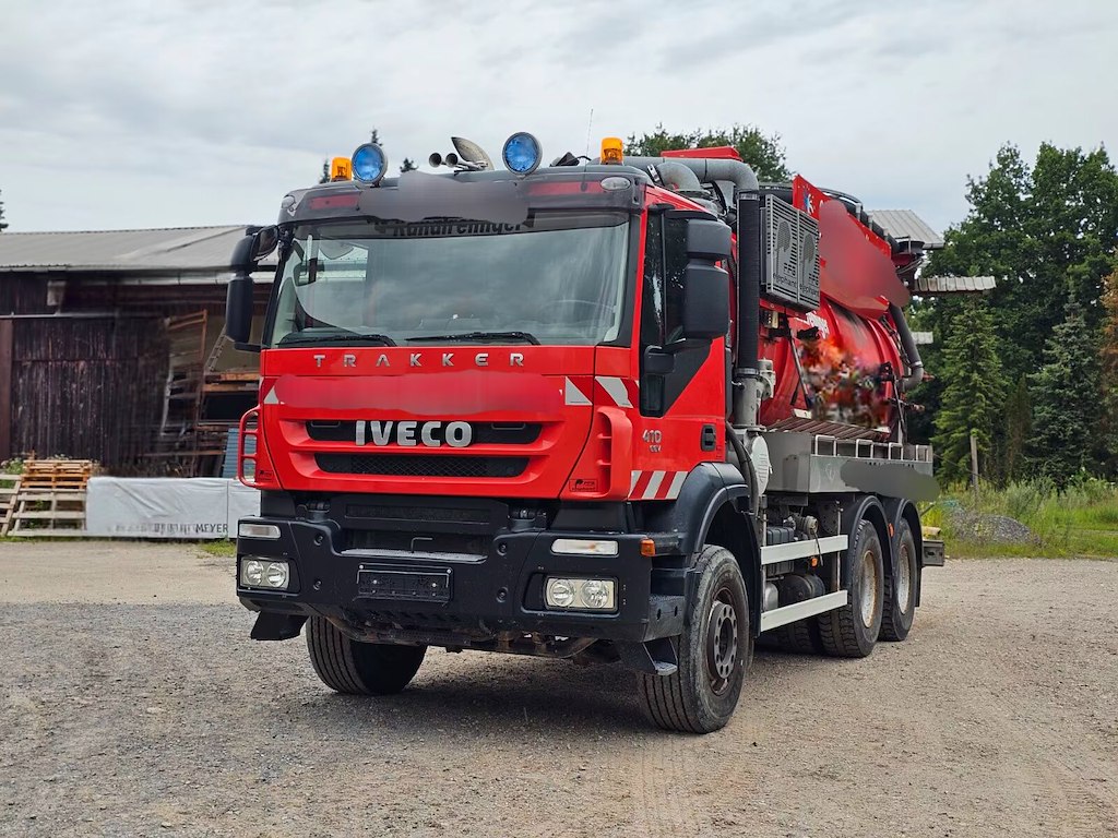 IVECO Trakker AD 260T41 - Vacuum truck autofekalac