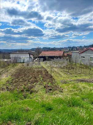 Hitna prodaja! Investicija za buducnost!
