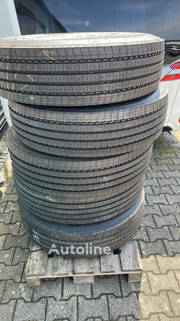 Nova Michelin 295/80 R 22.5 guma za autobuse