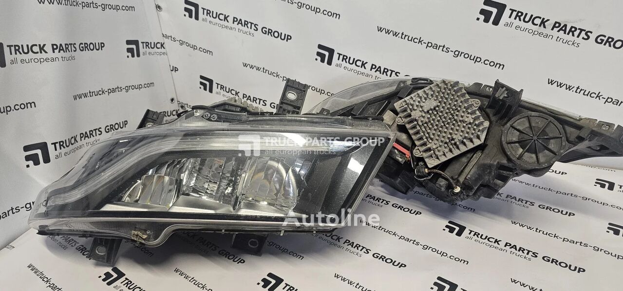 IVECO STRALIS EURO6 emission S-WAY tail lamp, beam, main head lamp 580 IVECO radijator za hlađenje motora za IVECO IVECO STRALIS EURO6 emission S-WAY tail lamp, beam, main head lamp 58029054780, 2...