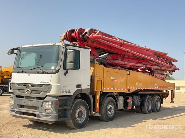 Prodaje se Mercedes-Benz Actros 4144 pumpu za beton na aukciji
