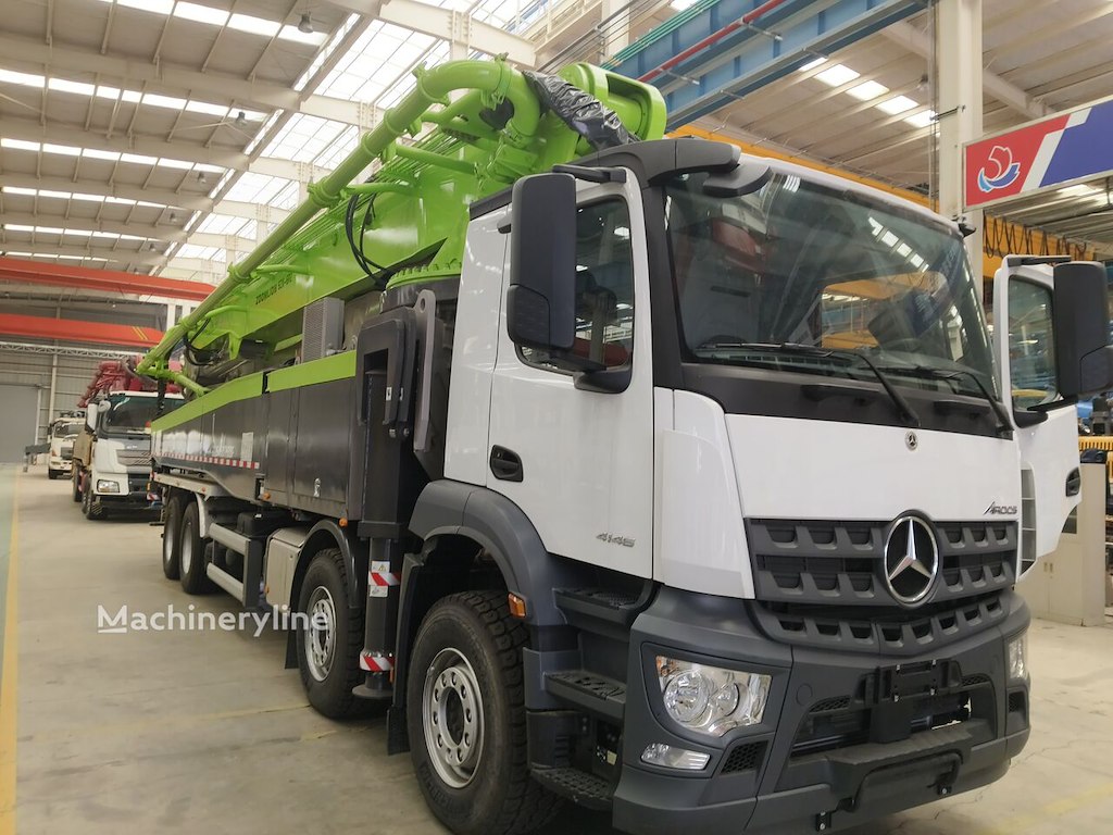 Zoomlion na šasiji Mercedes-Benz 62 concrete pump truck pumpa za beton