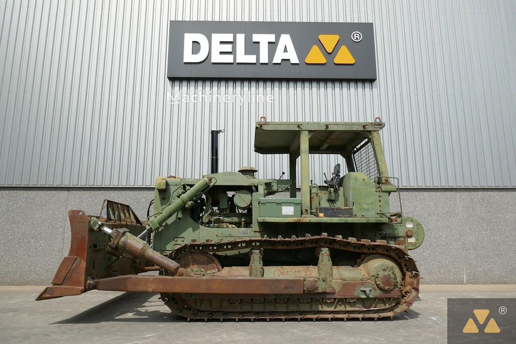 Caterpillar D7F Ex-army buldožer