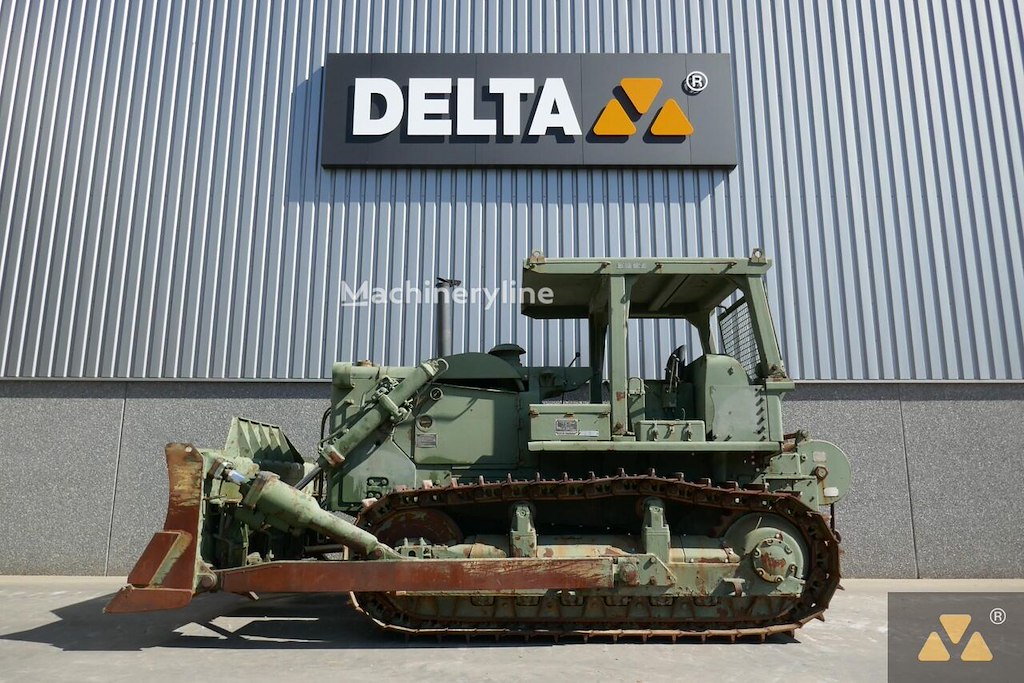 Caterpillar D7F Ex-army buldožer