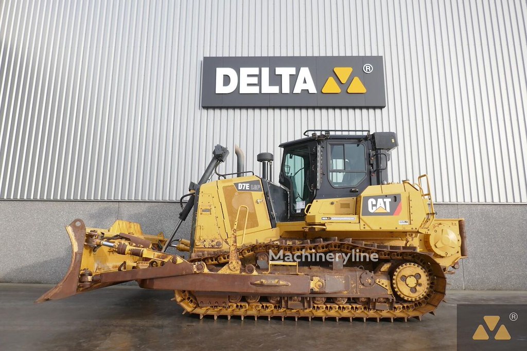 Caterpillar D7E LGP buldožer