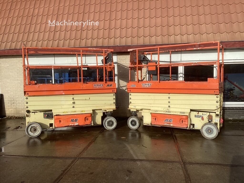 JLG 3246ES makazasta platforma