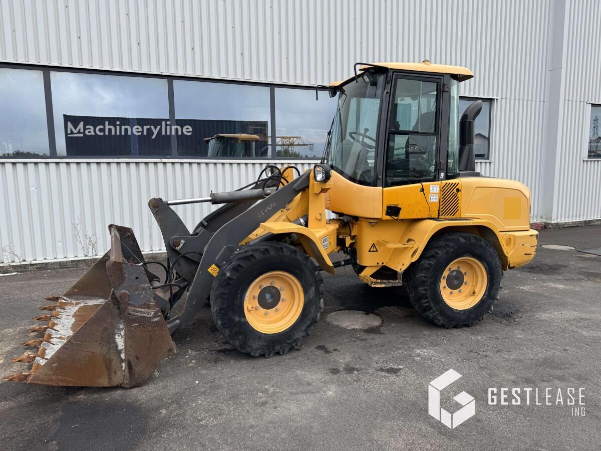 Volvo L30G prednji utovarivač nakon udesa