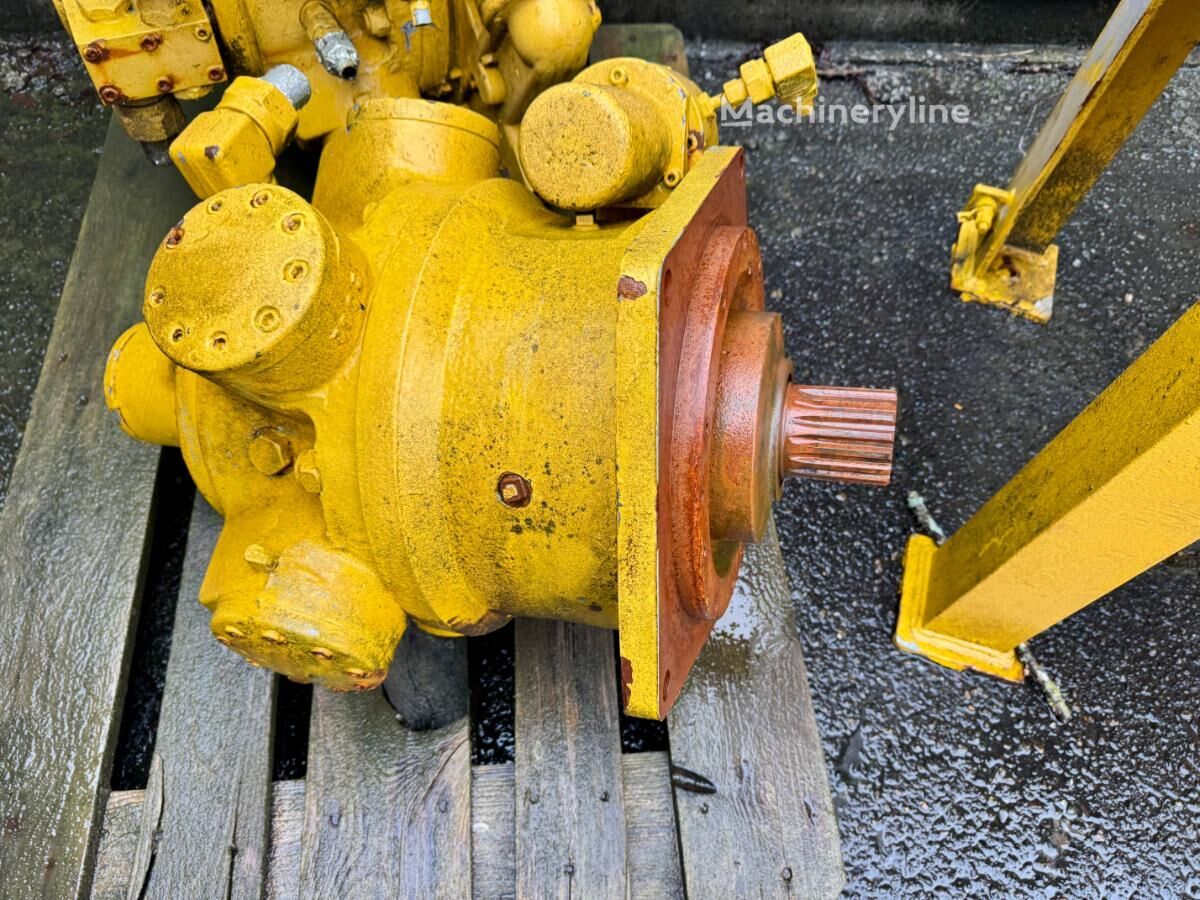 Prodaje se Hydraulikkmotor Svingmotor fra 30T Offshore Kran hidraulični motor za lučke dizalice na aukciji